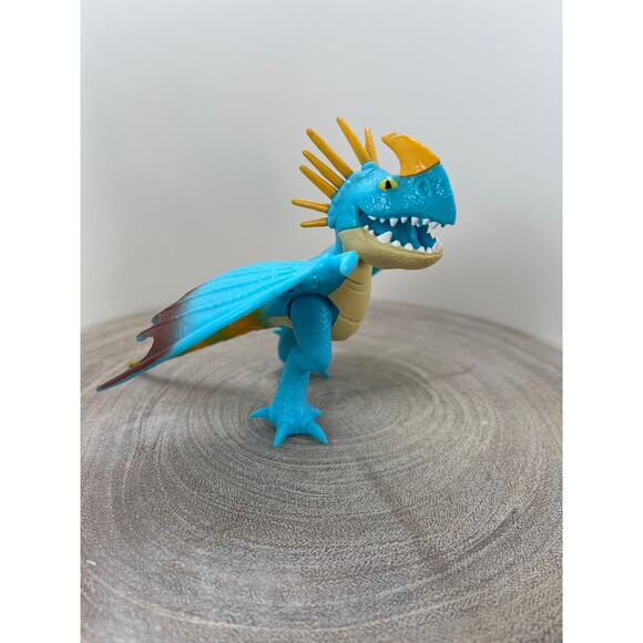 Dreamworks | Toys | Dreamworks Dragons Stormfly Dragon Figure With ...